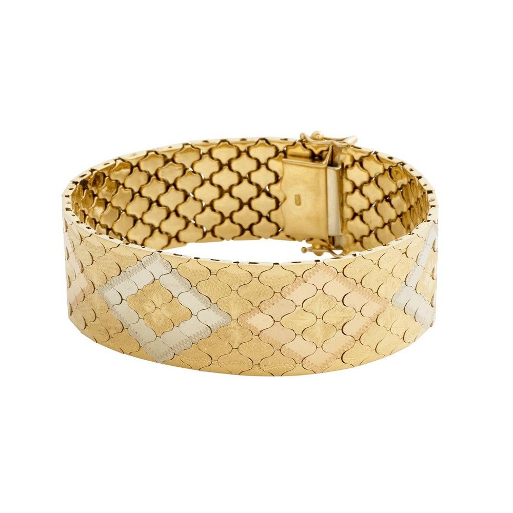 18ct Tri-Tone Gold Bracelet with Floral Engravings, 67.6g - Bracelets ...