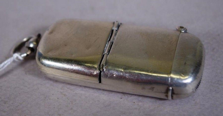 Victorian Silver Sovereign Holder/Vesta - Zother - Jewellery