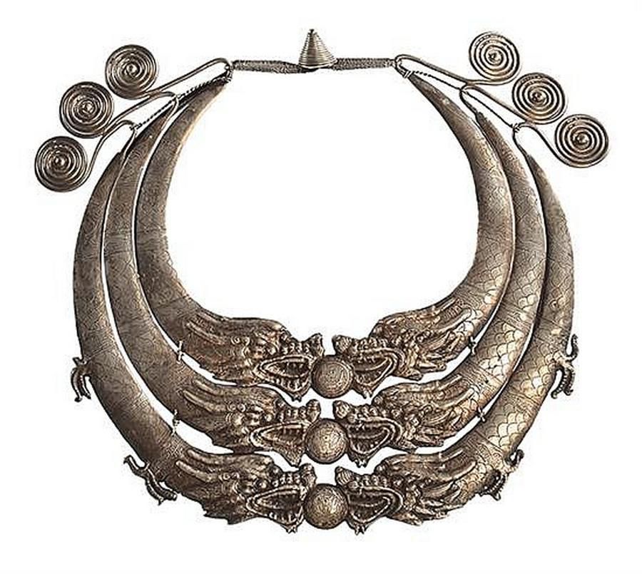 Meo Tribe Dragon Neckband with Engraved Scales and Pearls - Zother ...