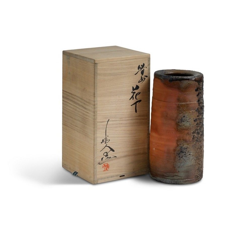 Bizen Ware Vase with Sangiri Finish and Kiri Tomobako Box - Ceramics ...